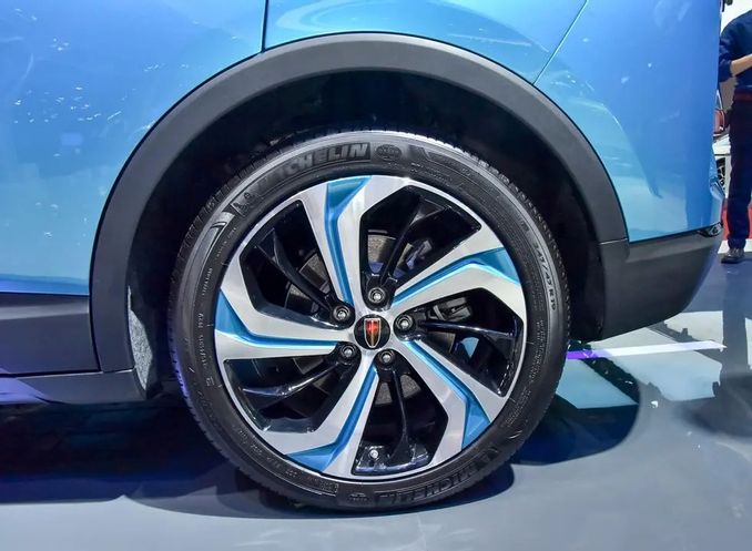 紅旗“小號HS5”曝光！顏值絕對過硬，僅15萬PK比亞迪宋，能火嗎？ - 汽車 - iNewsDB 日日新聞．掌握每日新鮮事