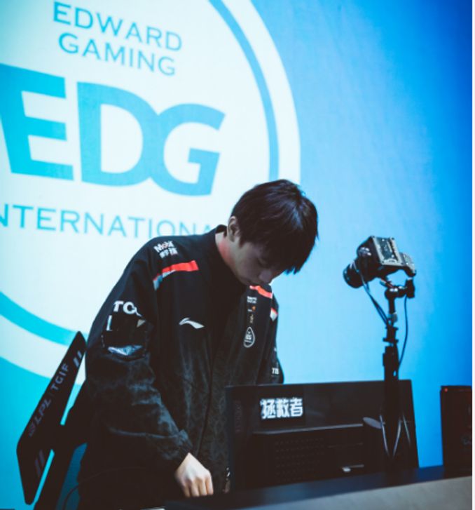 Zeus狀態差害了EDG！老嶽描述LOL季後賽細節，思路被T1帶歪 - 電競 - iNewsDB 日日新聞．掌握每日新鮮事