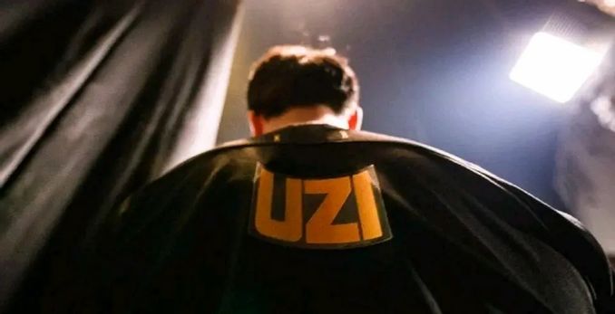 Uzi薇恩皮膚終於出了！皇族雙C驚喜同框