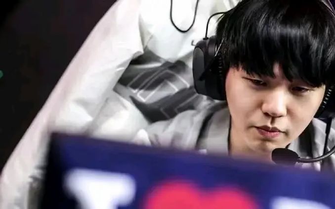 Rookie自曝離開V5，S8雙C合體 - 遊戲 - iNewsDB 日日新聞．掌握每日新鮮事