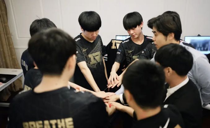 Viper無緣一陣？MVP個人榜公佈，Theshy、369難分高下 - 遊戲 - iNewsDB 日日新聞．掌握每日新鮮事