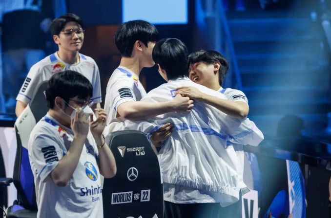 活動S12決賽險勝T1！DRX選手公佈冠軍皮膚，Deft點名EDG明凱 - 遊戲 - iNewsDB 日日新聞．掌握每日新鮮事