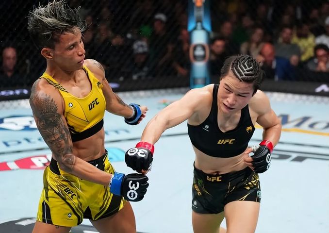 Uzi聯動張偉麗，全程紅溫社恐，透露明年計劃，還沒做出決定 - 遊戲 - iNewsDB 日日新聞．掌握每日新鮮事