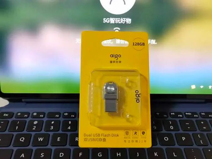 aigo U358手機U盤，C+A雙口設計，電腦手機平板通用神器 - 數碼 - iNewsDB 日日新聞．掌握每日新鮮事