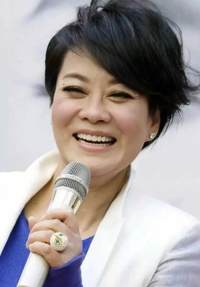 "毛阿敏對那英的評價：風風火火、口若懸河，爭議頗多" - 娛樂 - iNewsDB 日日新聞．掌握每日新鮮事