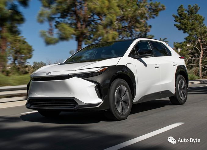 豐田bZ4X試駕：Old money，New work - 汽車 - iNewsDB 日日新聞．掌握每日新鮮事