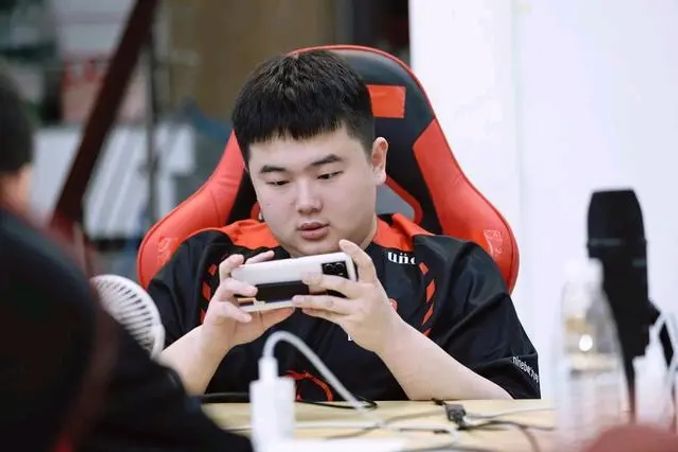 AG3-0橫掃LGD，未央收割“4殺”，久誠輸出51％，保A衝S有希望了！ - 遊戲 - iNewsDB 日日新聞．掌握每日新鮮事