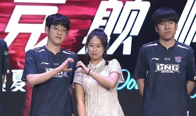 scout經紀人真來了！晒出LNG基地照片，正與選手、管理層洽談 - 遊戲 - iNewsDB 日日新聞．掌握每日新鮮事