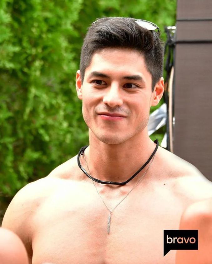 混血兒健身男模特 Alex Wach，寧可枝頭抱香死，何曾吹落北風中 - 娛樂 - iNewsDB 日日新聞．掌握每日新鮮事