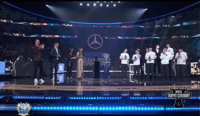 太熱血太勵志！恭喜DRX以3-2擊敗T1，獲得了S12的全球總冠軍！ - 遊戲 - iNewsDB 日日新聞．掌握每日新鮮事