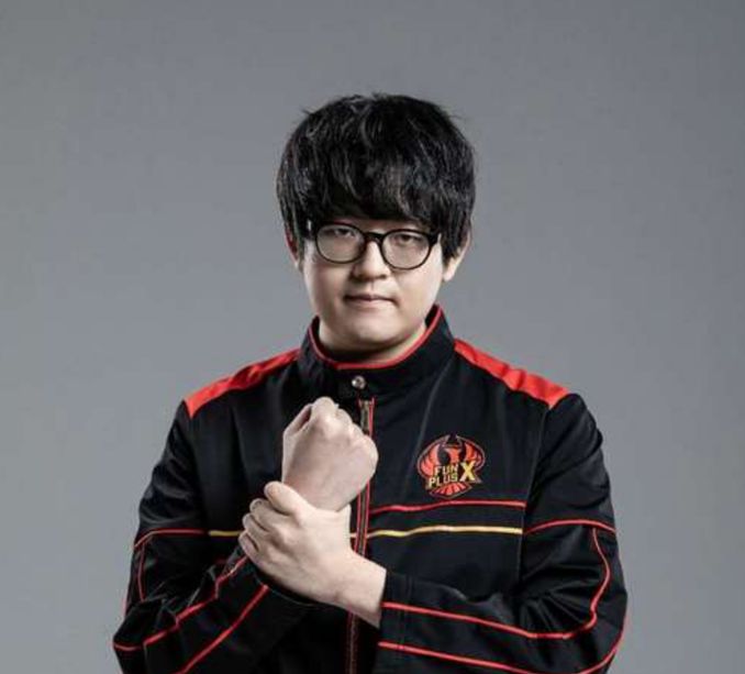 冠軍上單亦有差距，LOL最慘冠軍上單選手Gimgoon - 電競 - iNewsDB 日日新聞．掌握每日新鮮事