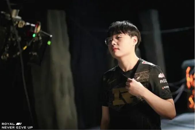 LOL：LPL上單歷史擊殺榜前五 聖槍哥一騎絕塵! - 遊戲 - iNewsDB 日日新聞．掌握每日新鮮事