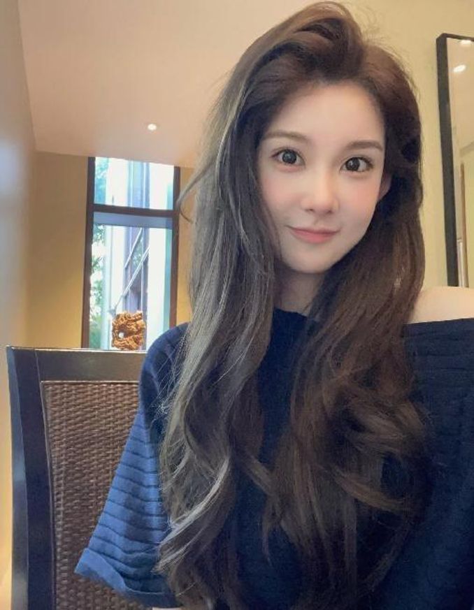 網紅和江疏影合照P圖太誇張！「離場不屑嘖一聲」遭網友炮轟 - 娛樂 - iNewsDB 日日新聞．掌握每日新鮮事