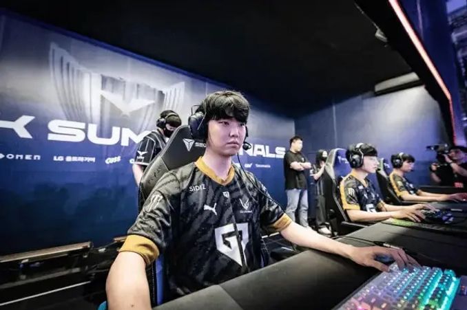 chovy採訪：從Faker哪裡獲得靈感，在更大舞臺上應更果斷操作！ - 遊戲 - iNewsDB 日日新聞．掌握每日新鮮事