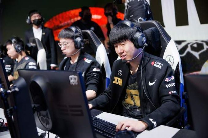 RNG有驚無險戰勝DFM，打破一項尷尬紀錄，繼S7後BO5首勝！ - 遊戲 - iNewsDB 日日新聞．掌握每日新鮮事