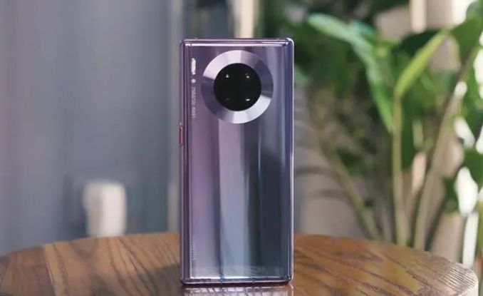 2年前的華為Mate30 Pro，放在2022年，算是什麼級別的手機？