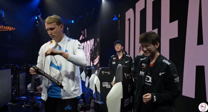 EDG吊打C9！傲慢輔助背身不想握手讓Meiko笑了