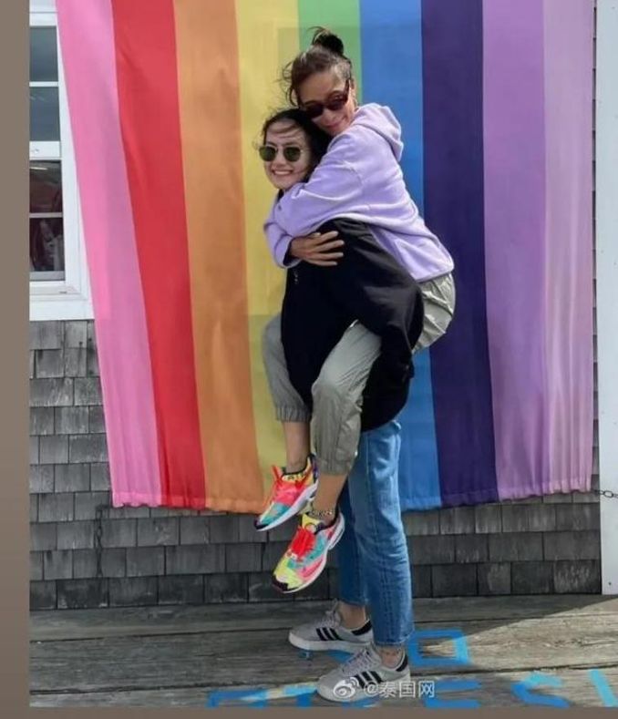 泰國女演員ploy宣佈出櫃 戀上小17歲性感女孩 網友：果然美女愛美女 - 娛樂 - iNewsDB 日日新聞．掌握每日新鮮事