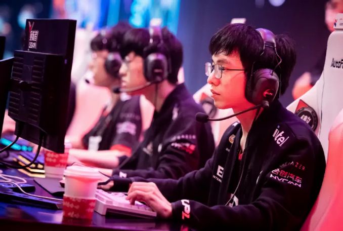 挑戰衛冕冠軍EDG！Doinb中單蘭博來襲，Lvmao苦練輔助艾希 - 遊戲 - iNewsDB 日日新聞．掌握每日新鮮事