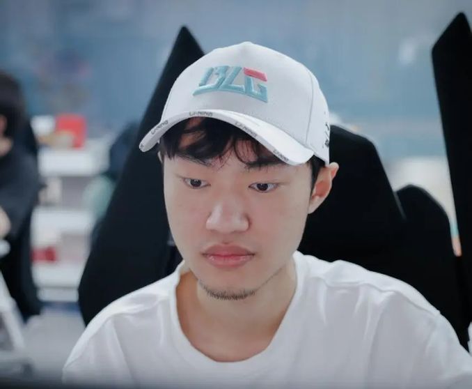 LPL又一項數據公佈，2023年最遺憾選手盤點，uzi最讓人心疼 - 遊戲 - iNewsDB 日日新聞．掌握每日新鮮事