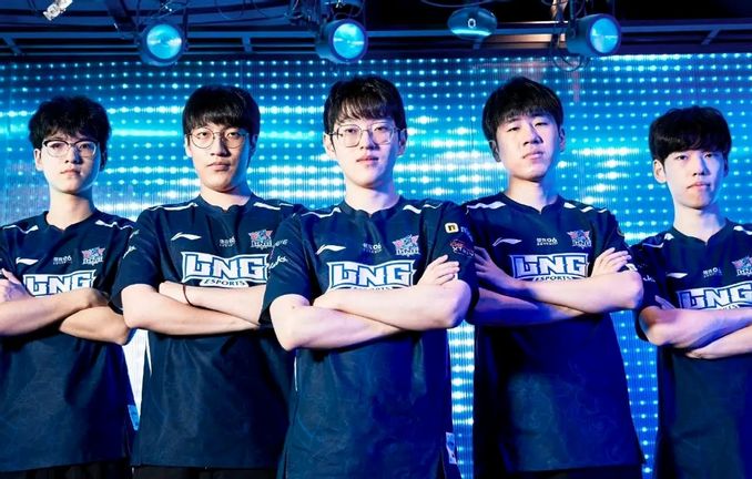 戰隊重組？LNG首發合同：雙C或將離隊？上野輔還未到期 - 遊戲 - iNewsDB 日日新聞．掌握每日新鮮事