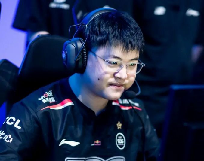 Uzi是S8第一ADC？拳頭官方親自闢謠，他只是其他人的背景板而已 - 遊戲 - iNewsDB 日日新聞．掌握每日新鮮事