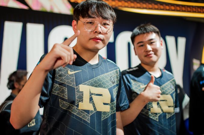 “RNG形勢危急，DK幫打熱手賽”！許秀格局獲好評，T1壓力增大 - 遊戲 - iNewsDB 日日新聞．掌握每日新鮮事