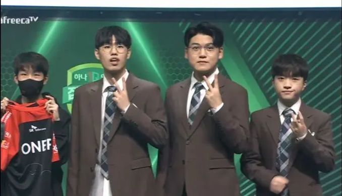 T1休賽期接連參加表演賽，Faker展現諧星解說天賦 - 遊戲 - iNewsDB 日日新聞．掌握每日新鮮事