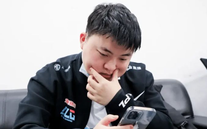 “UZI官宣復播僅1小時，BLG口碑逆轉”，烏茲有望首發，LPL贏麻了 - 遊戲 - iNewsDB 日日新聞．掌握每日新鮮事